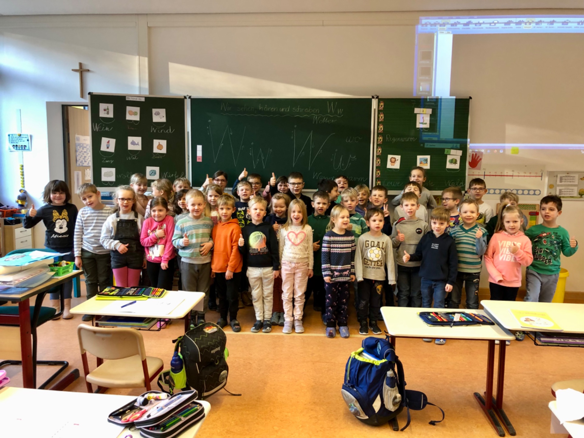 Grund- und Mittelschule - Schule - Kindergarten